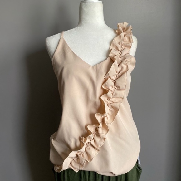 Private Label | Tops | New Ruffle Front Cami Blouse | Poshmark